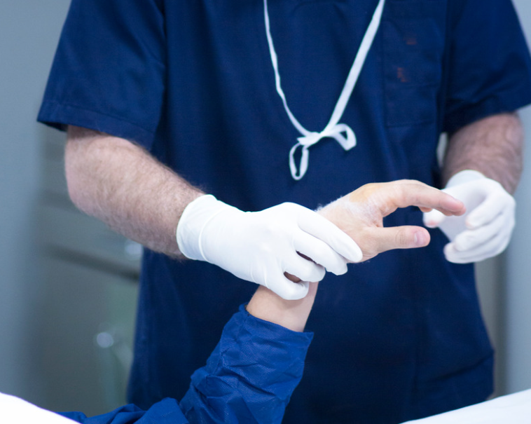 Trigger Finger: Symptoms, Causes, & Treatment