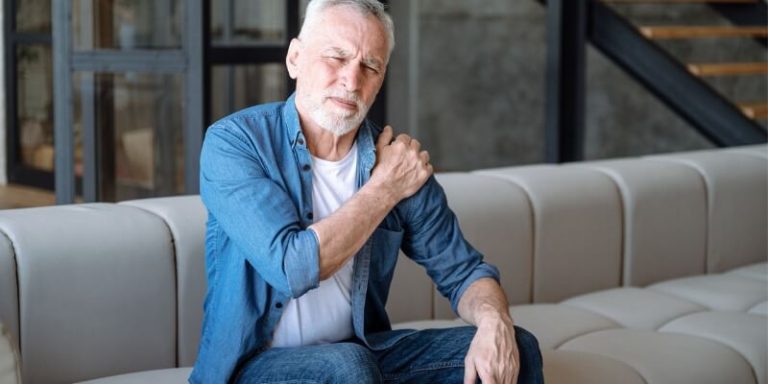 25 Potential Causes of Arm Pain - The Orthopedic Clinic